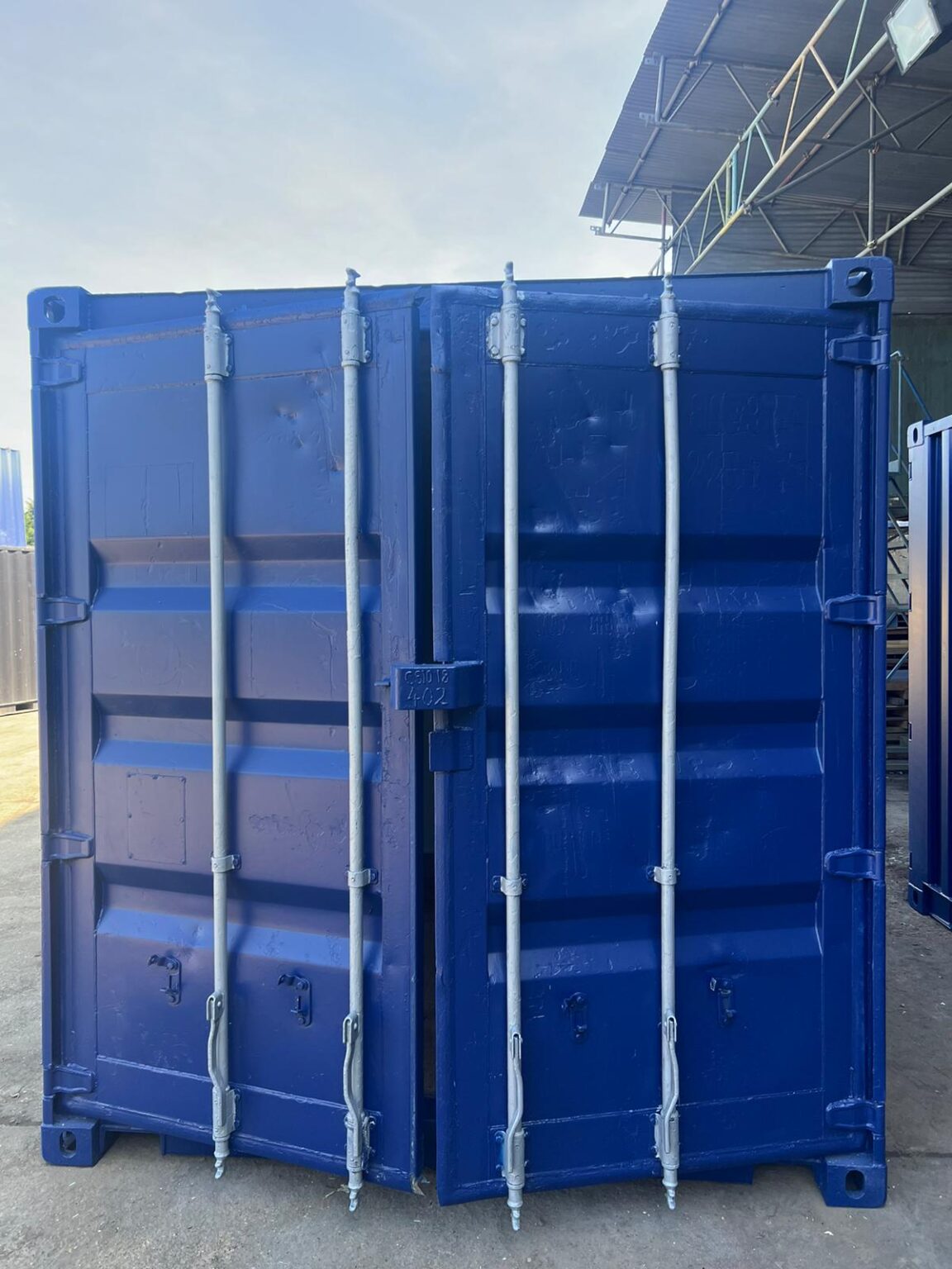 10ft Shipping Containers for Sale/Rent - UK Availability - Boxtor